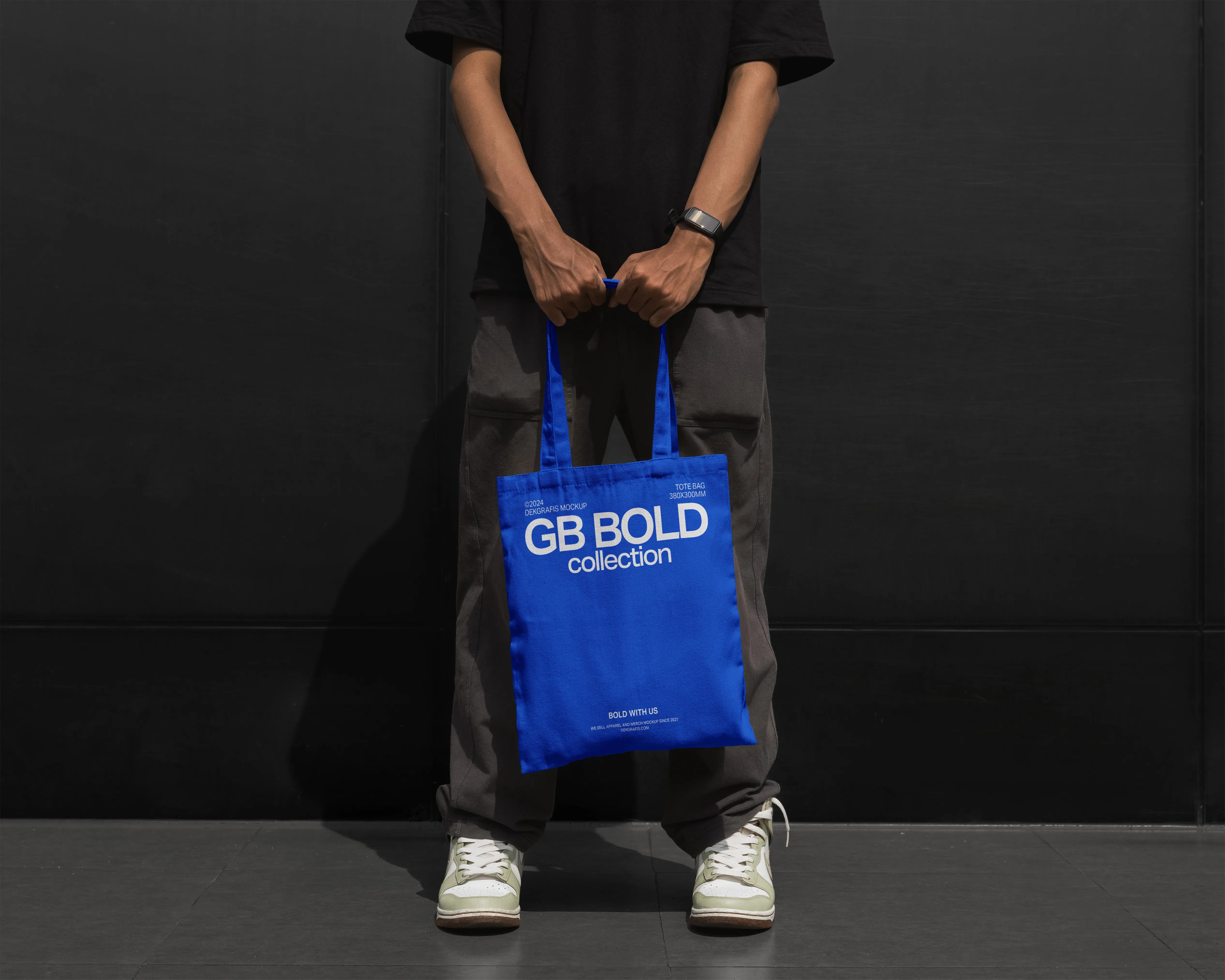 GBB Tote Bag Mockup 05 – DEKGRAFIS